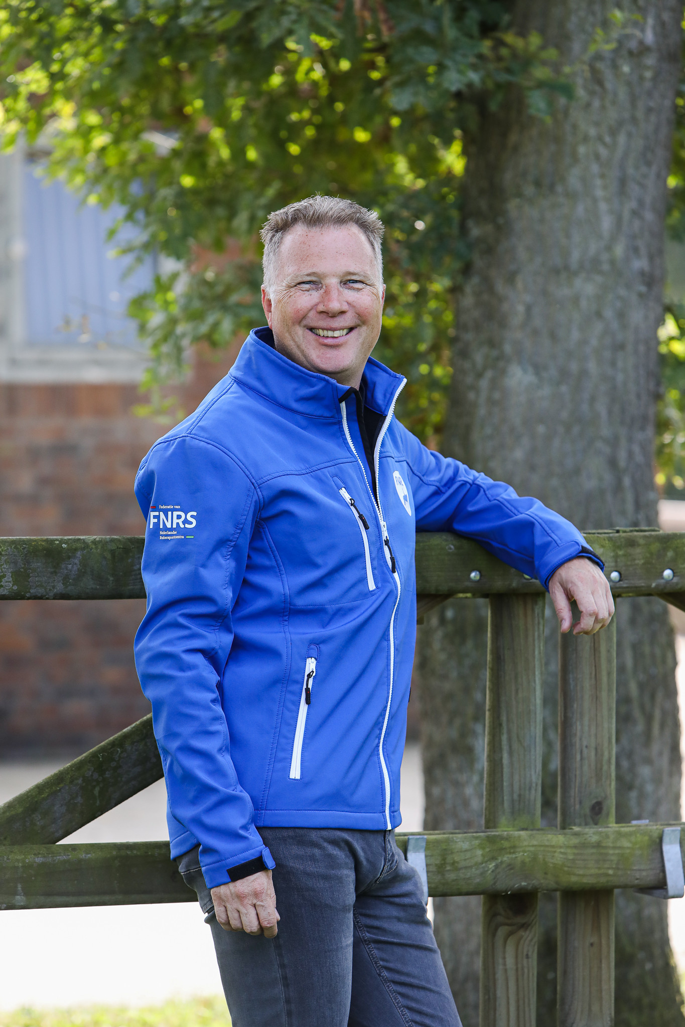 Robert van Almkerk: "Een andere koers!" | FNRS